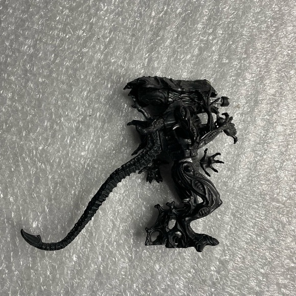Kenner | Toys | Kenner Aliens Queen Alien Deluxe Xenomorph Action ...